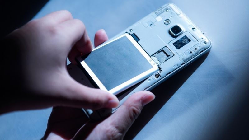 Can You Mail A Cell Phone With Battery USPS In 2023 Guide 