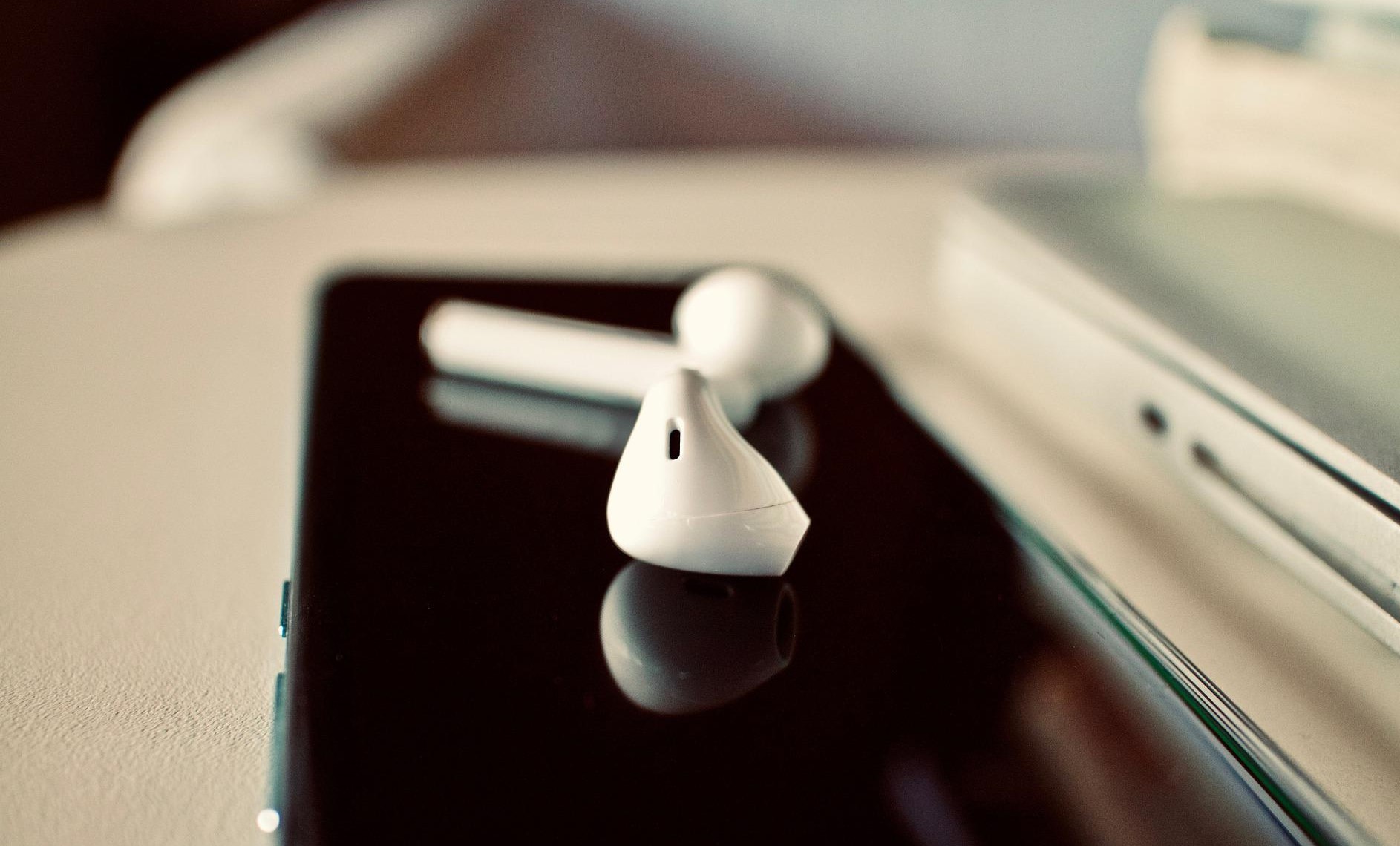 Why Are AirPods So Expensive 9 Reasons Why why-are-airpods-so-expensive-9-reasons-why