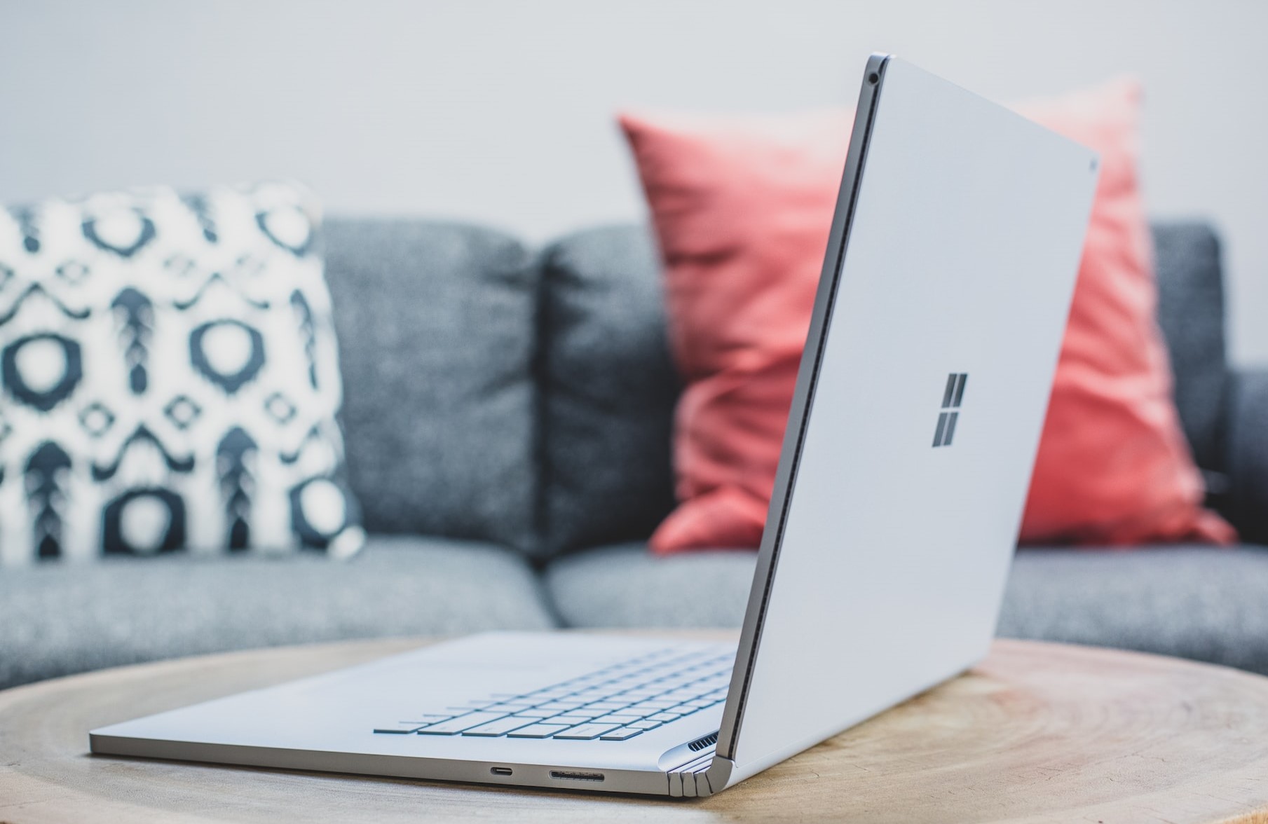 What Is Microsoft Outlook? (All You Need To Know)